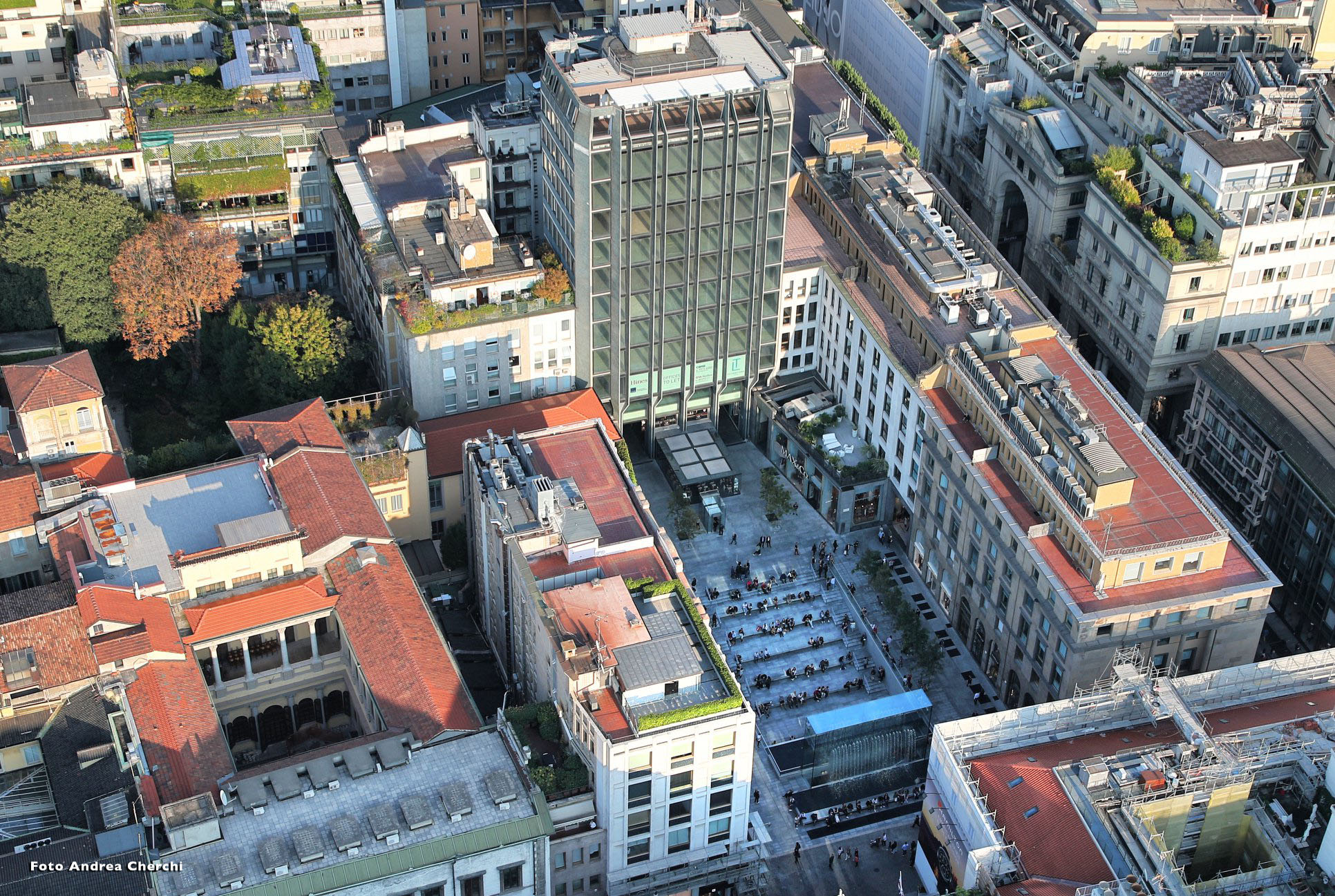 Apple Store Milano - Urbanfile