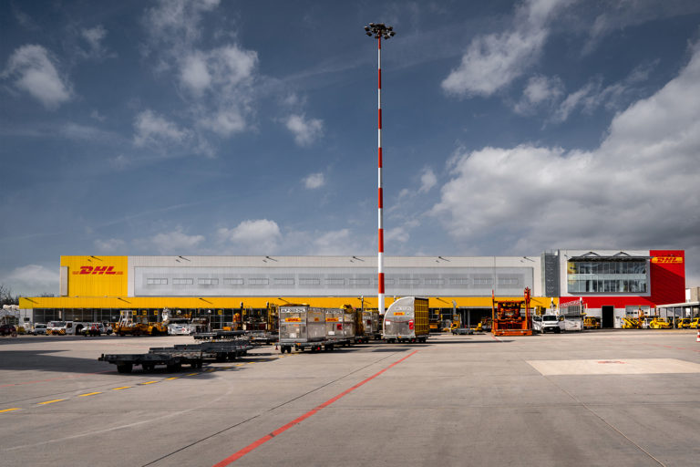 Milano | Malpensa - Progetto CMR firma il nuovo hub italiano di DHL ...