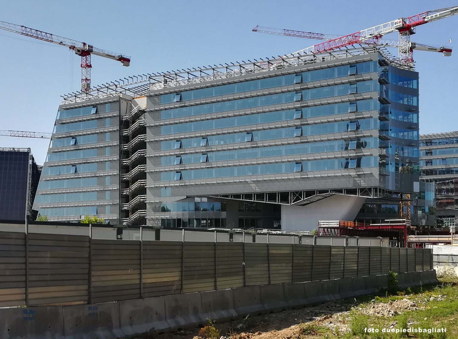 Milano | Metanopoli – Cantiere Nuova sede ENI: agosto 2021 - Urbanfile