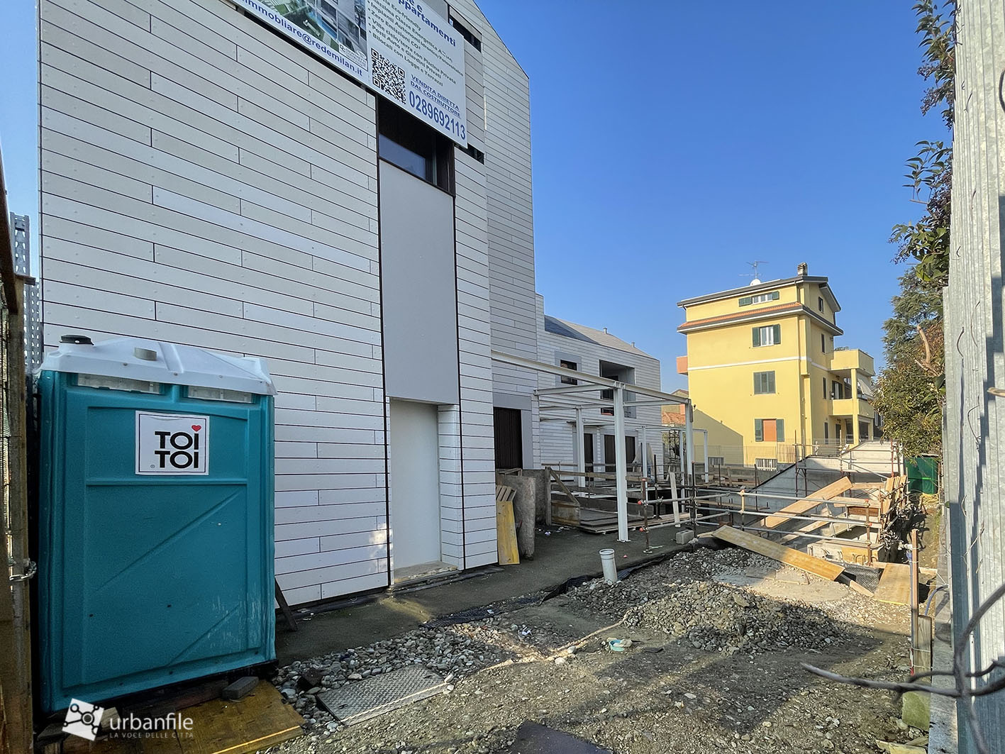 Milano | Precotto – Finalmente si completa la casetta "nordica" - Urbanfile