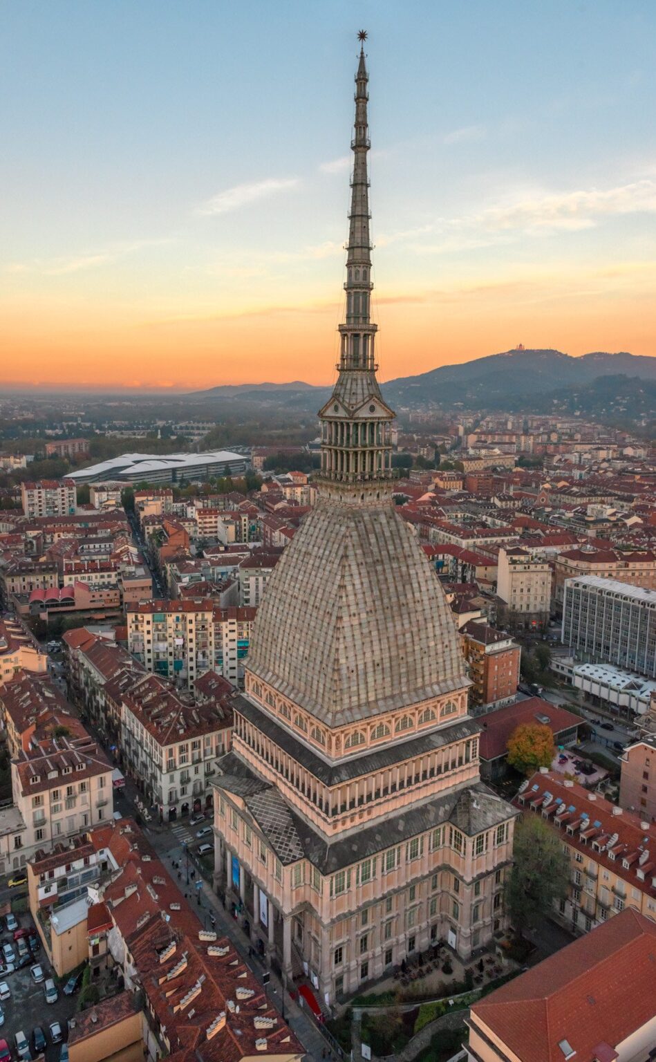 Torino | Storia – Mole Antonelliana: cosa ci racconta il simbolo di ...
