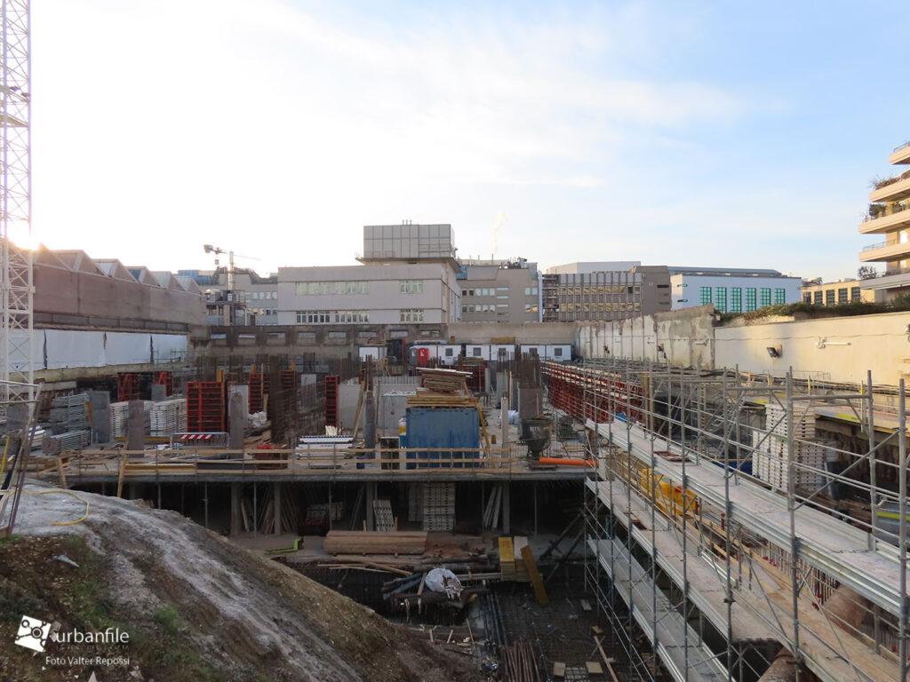 Milano | Vigentino – Torre di via Adamello 10: gennaio 2023 - Urbanfile