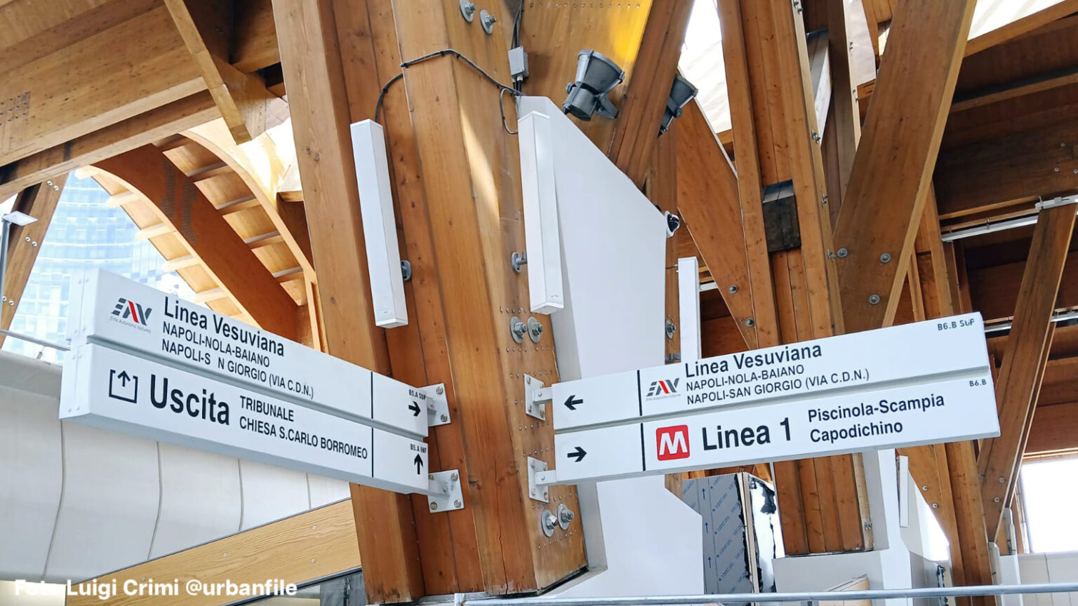 Napoli | Centro Direzionale - Apre la nuova stazione della metropolitana Linea 1 - Urbanfile